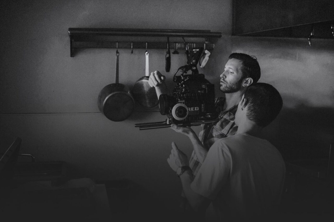 Lavora con noi | vivaproductioncinema.com